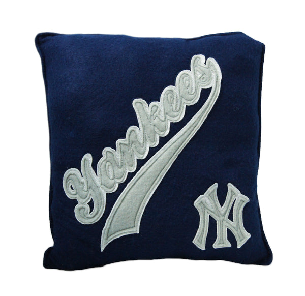 New York Yankees Script Logo Felt Pillow – Fan Treasures